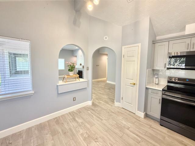 4122 Meadowgold Lane