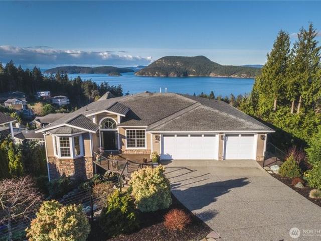 4122 Ellisport Pl, Anacortes, WA 98221