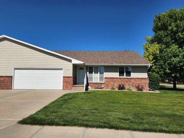 4122 R Ave, Kearney, NE 68847