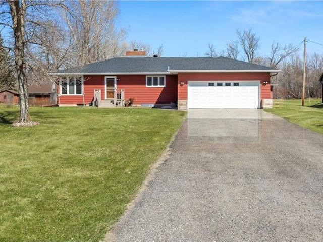 4122 40th Ave S, Moorhead, MN 56560