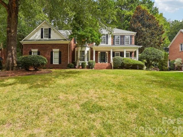 4123 Mountain Cove Dr, Charlotte, NC 28216
