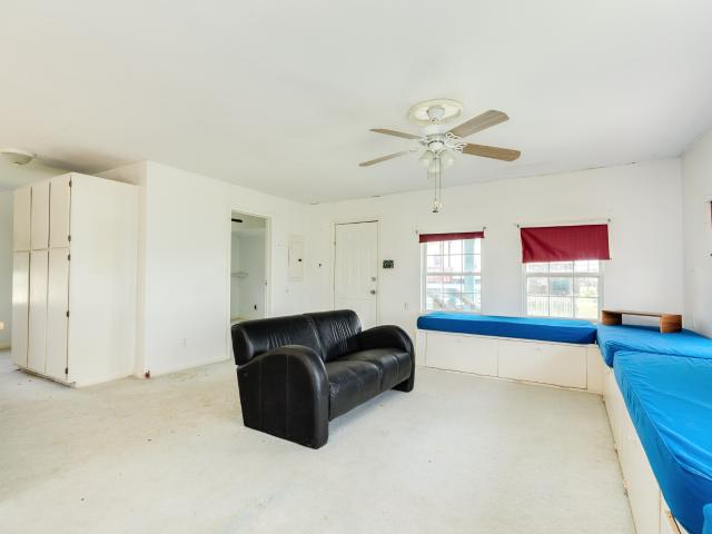 4123 Oleander Drive