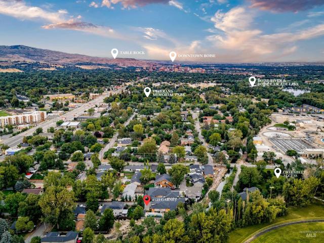 4123 W Garnet