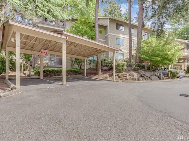 412 10th St Apt B202, Kirkland, WA 98033