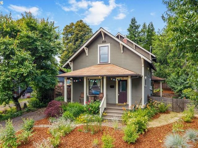 412 10th St, Hood River, OR 97031