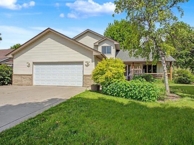 412 2nd St NW, Saint Michael, MN 55376