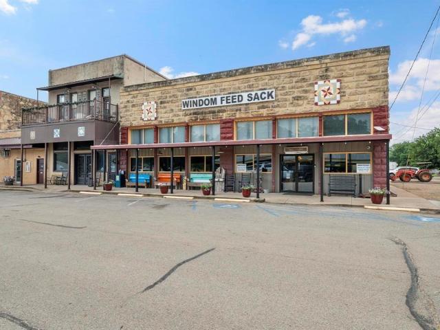 412 & 414 Main Street