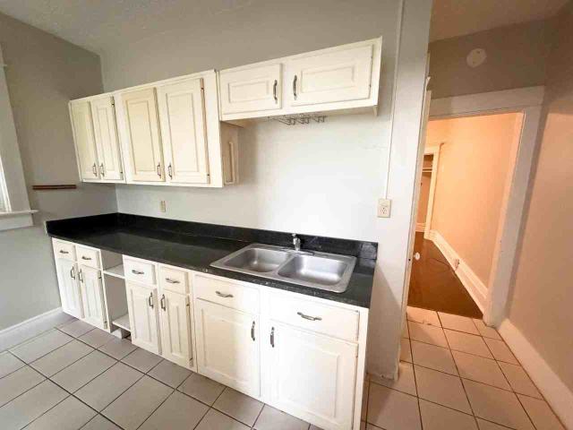 412 414 East 14th Avenue 1 Bedroom Apartment for Rent at 412414 E 14th Ave, Columbus, OH 43201 Indianola Terrace