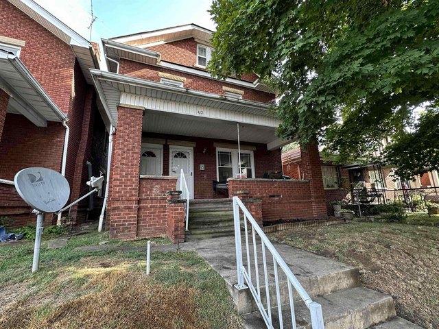 412 6th Ave W, Huntington, WV 25701