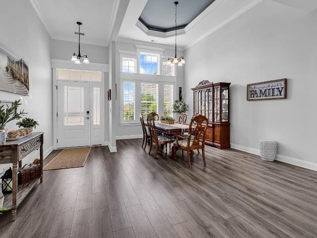 412 College Green Way
