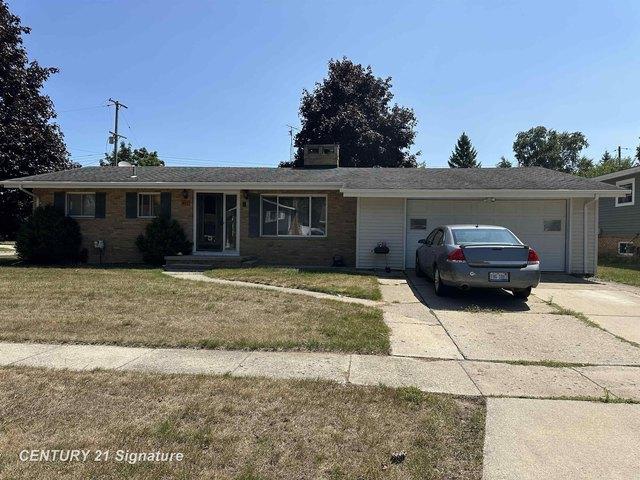 412 Chestnut St, Flushing, MI 48433
