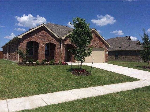 412 Acadia Ln, Forney, TX 75126