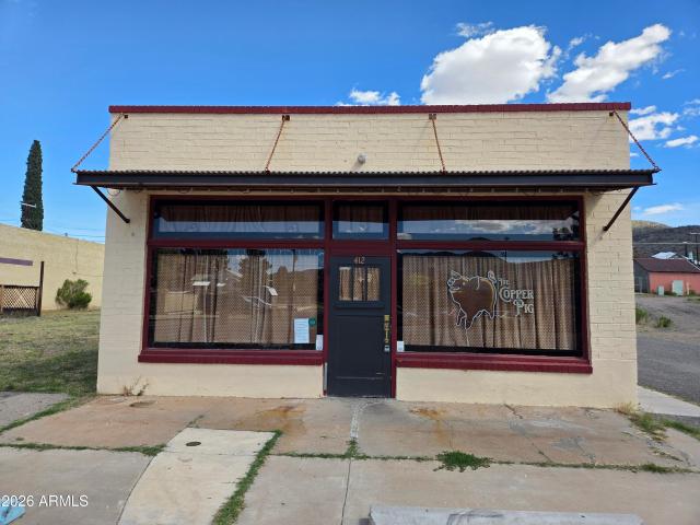 412 Arizona Street
