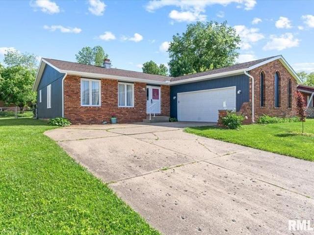 412 Armor Rd, Springfield, IL 62704