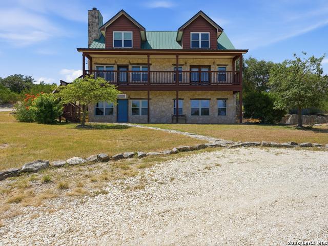 412 Bear Springs Trl