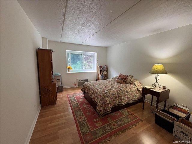 412 Benedict Ave Apt 2A, Tarrytown, NY 10591