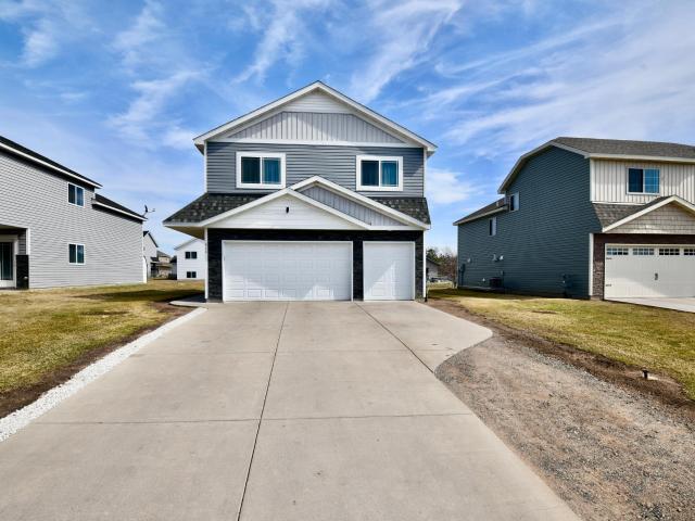412 Bluebird Street