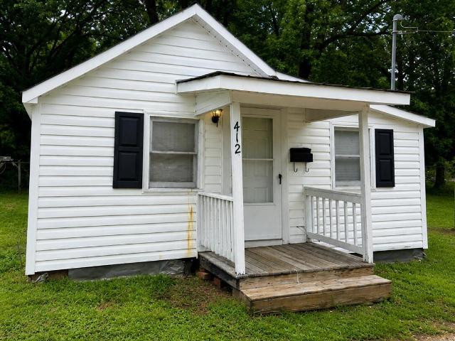 412 Brick Street