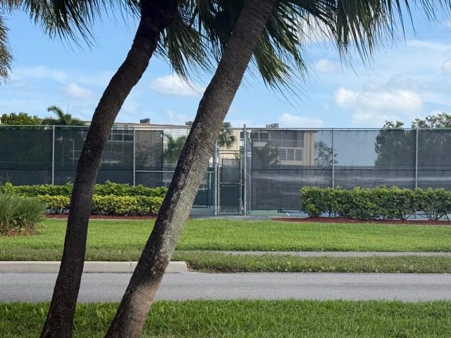 412 Brighton J, Boca Raton, FL 33434 | MLS #B26013