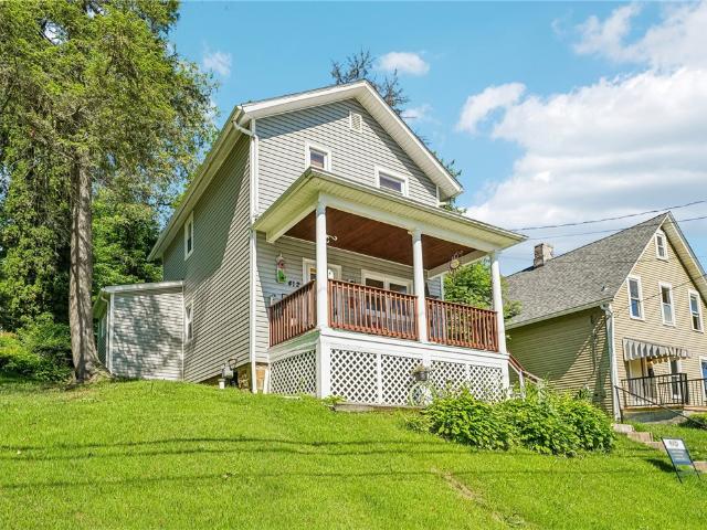 412 Brown Ave