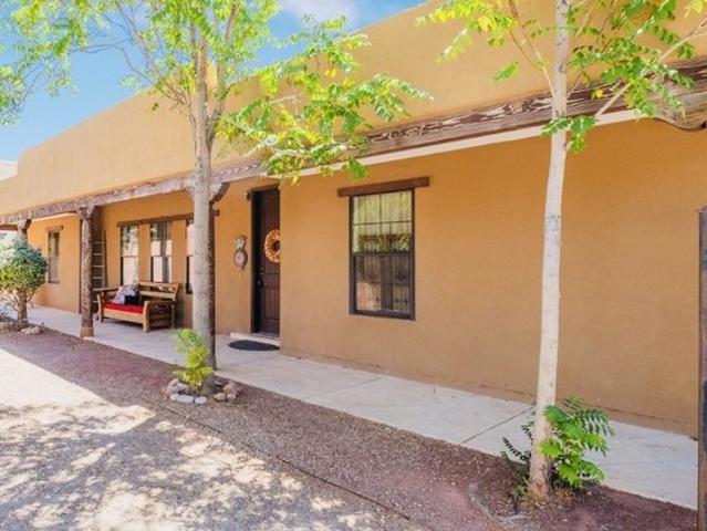 412 Grove St SE, Albuquerque, NM 87108