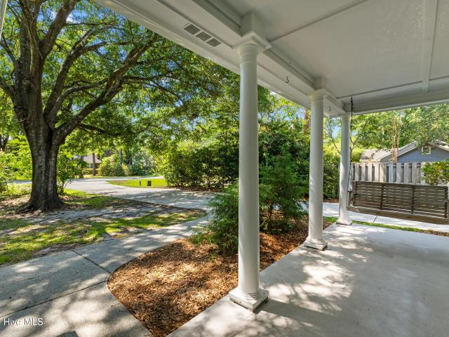412 Dogwood Lane