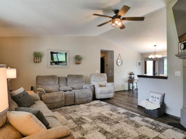 412 dewey decker drive
