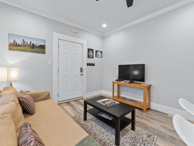 412 Drew Street 3