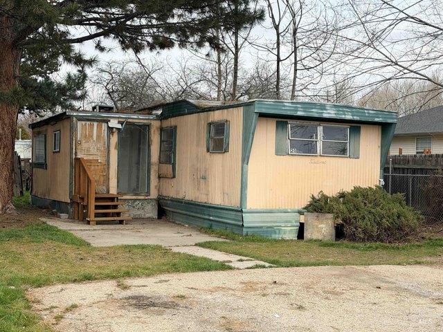 412 E 48th St Trlr 20, Garden City, ID 83714