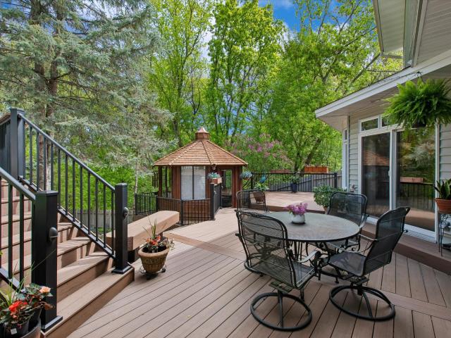 412 E 135th Street