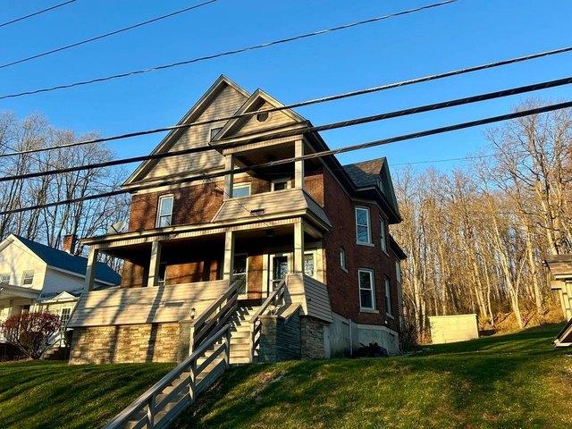 412 E Main St, Amsterdam, NY 12010