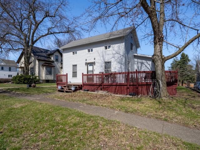 412 E Spruce St, Chatsworth, IL 60921 | MLS #12595 | Compass