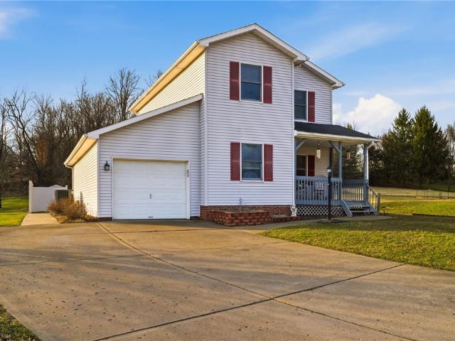 412 Emily Ln