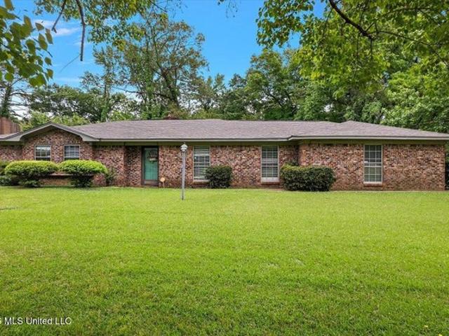 412 Elmwood St, Vicksburg, MS 39180