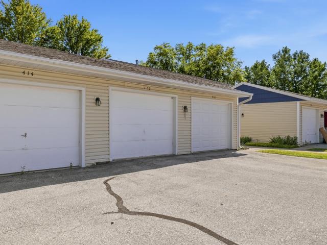 412 Faulkner Court