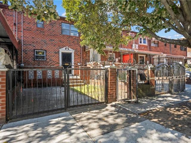412 Hendrix Street | Compass