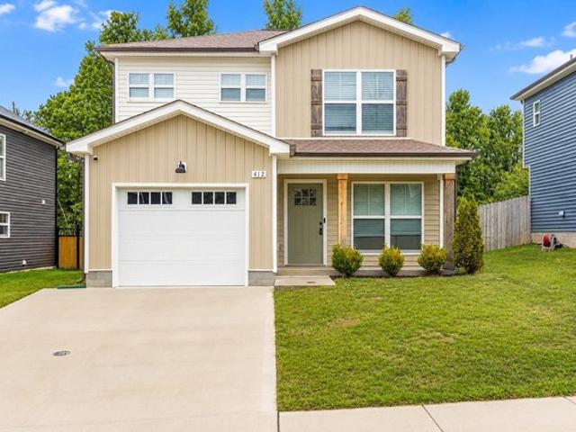 412 Hillside Dr, Clarksville, TN 37040