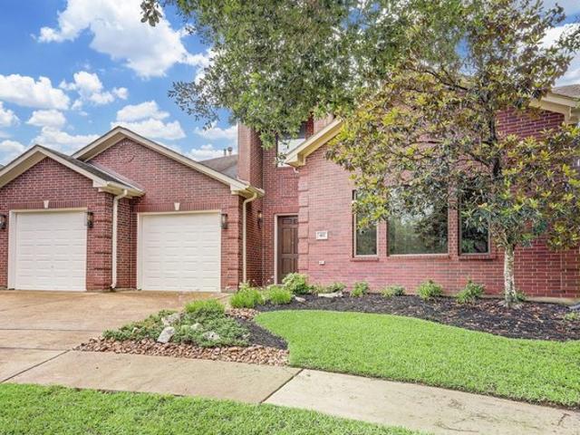 412 Live Oak Ln, Friendswood, TX 77546