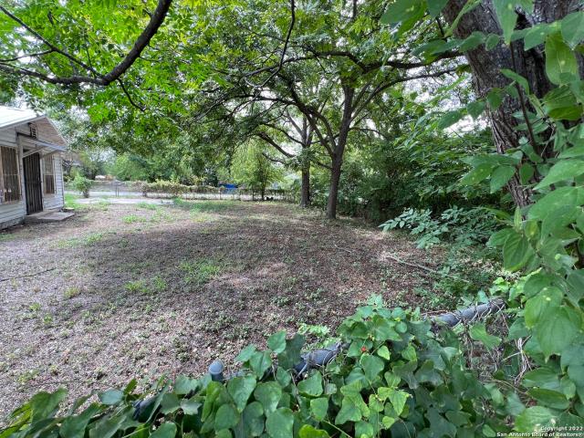 412 Moten Alley, San Antonio, TX 78202 | MLS #1687