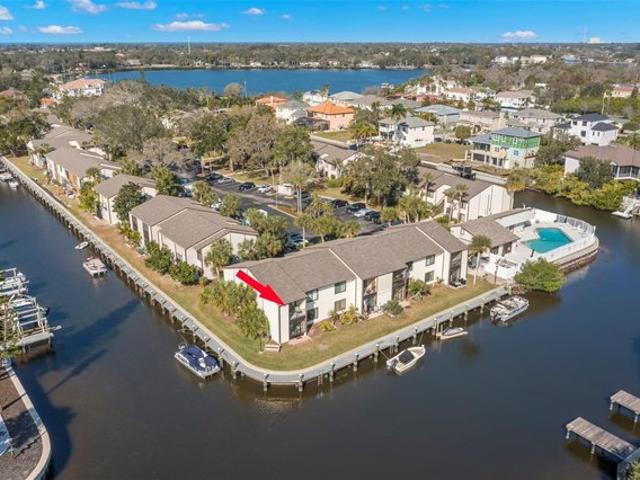 412 Moorings Cove Dr Unit 7H, Tarpon Springs, FL 34689