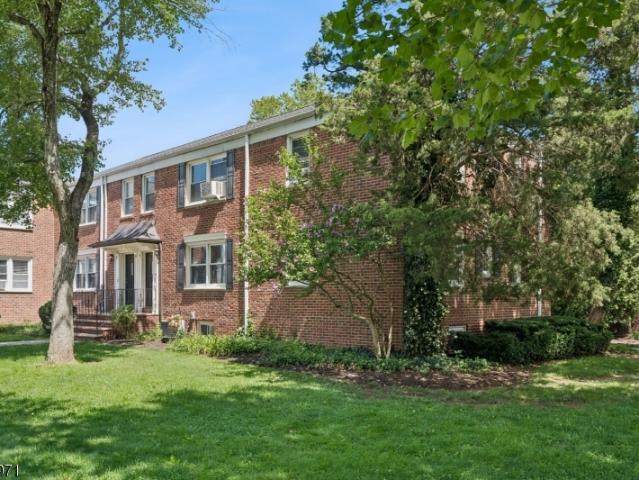 412 Morris Ave # 50
