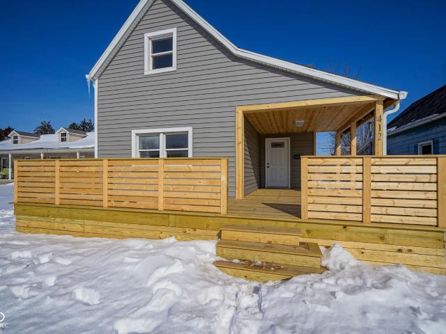 412 Main St, Elwood, IN 46036 | MLS #22082 | Compass