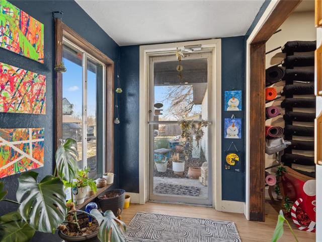 412 N Broadway