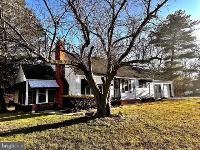412 N Main St, Greensboro, MD 21639 | MLS #MDCM2006 | Compass
