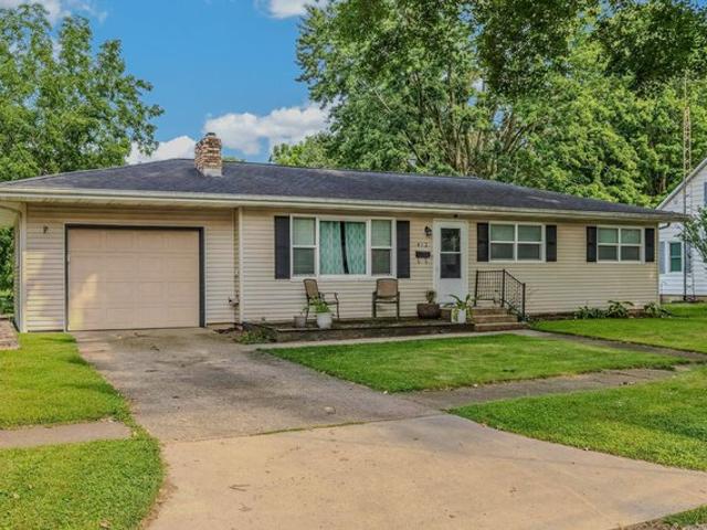 412 N Sherman St, Lagrange, IN 46761