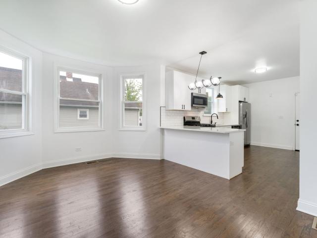 412 S 12th Avenue