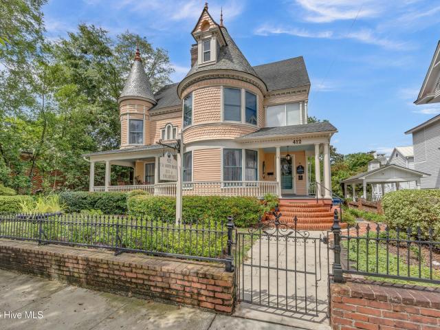 412 S 3rd Street