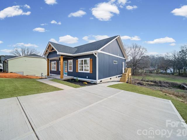 412 S Hill St, Gastonia, NC 28052 | MLS #4350 | Compass