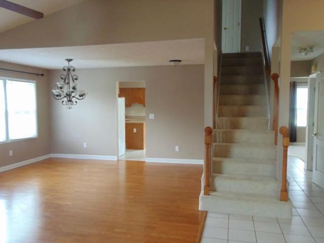 412 S Prestwick Ln, Yorktown, IN 47396 | MLS #22087