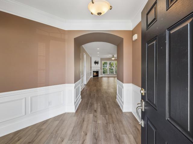 412 Schooner Ln